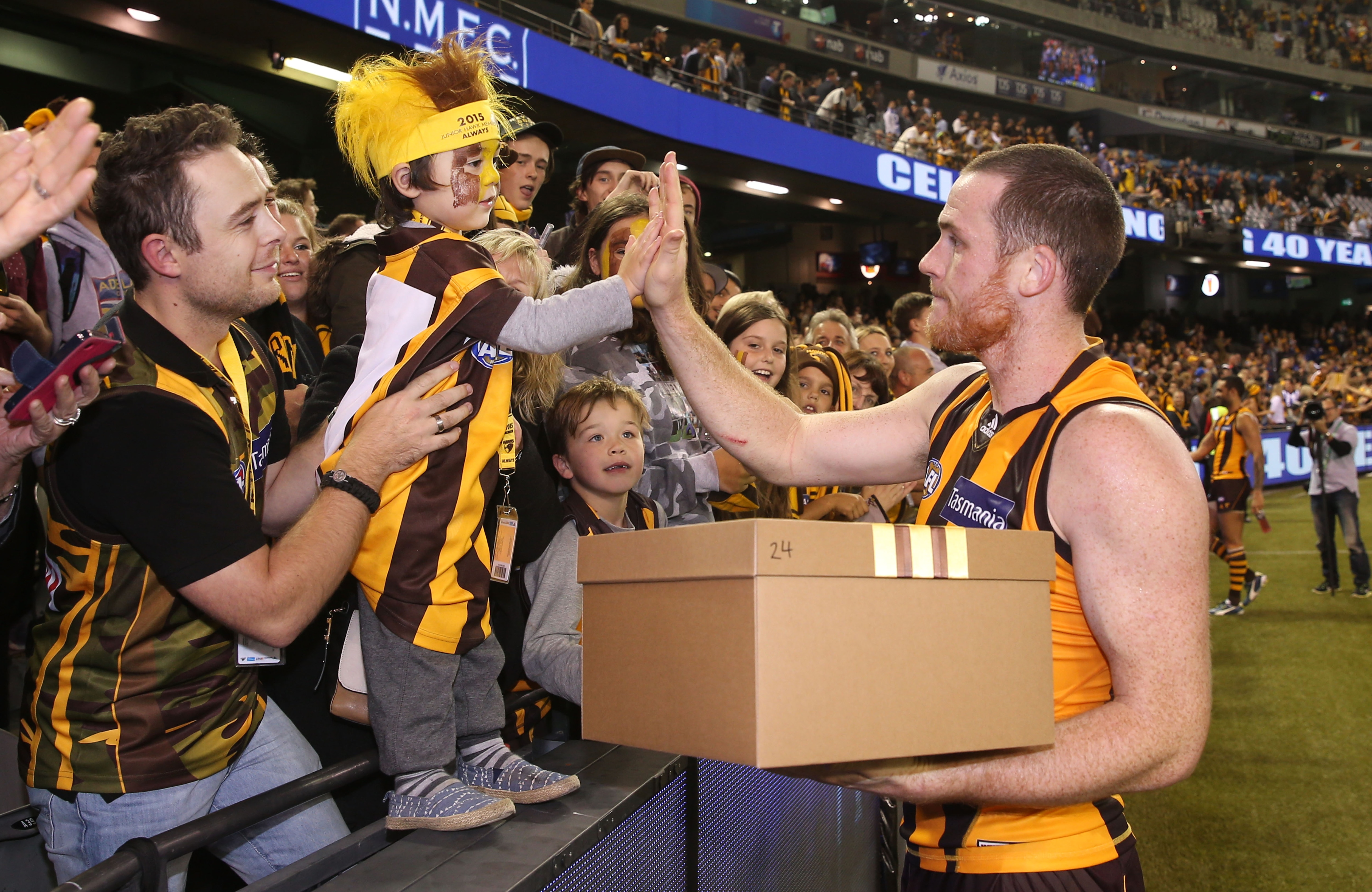 Hawks to say 'thank you'