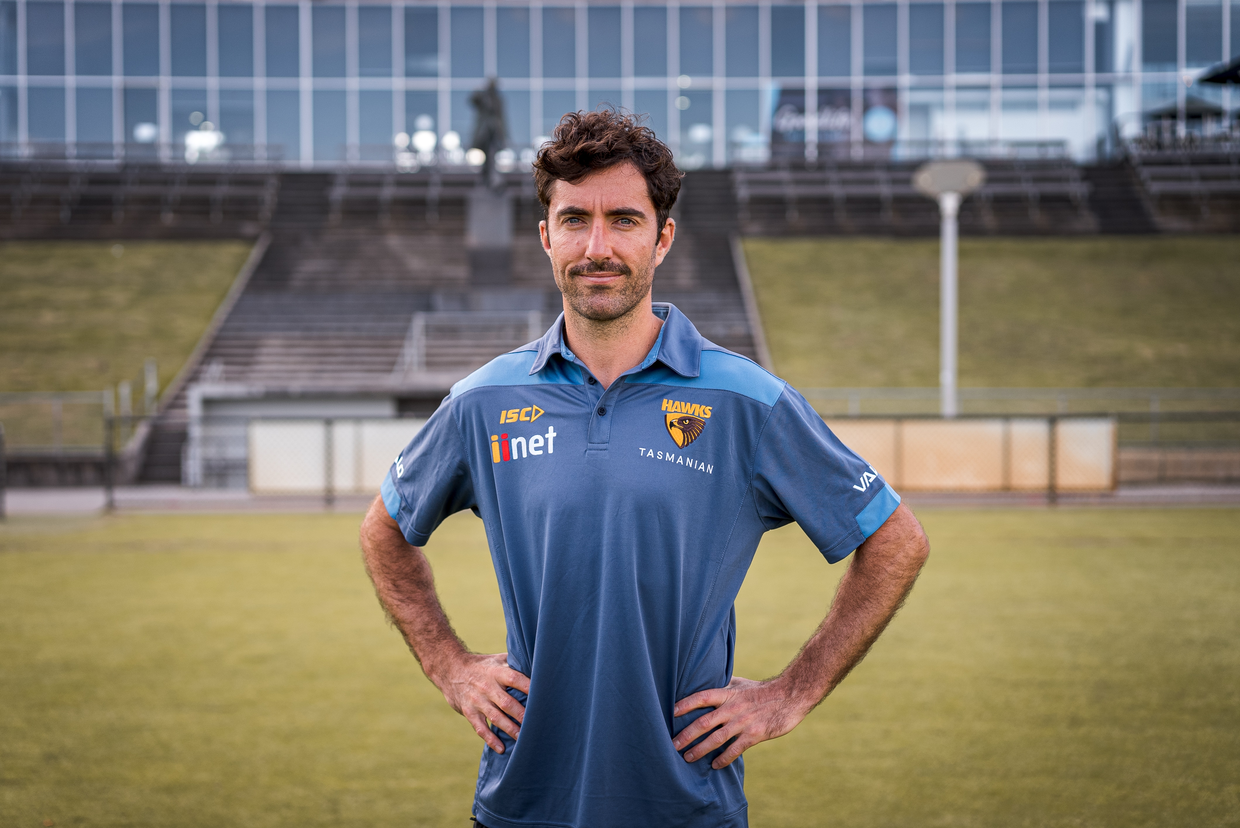 Simpson joins Hawks coaching ranks