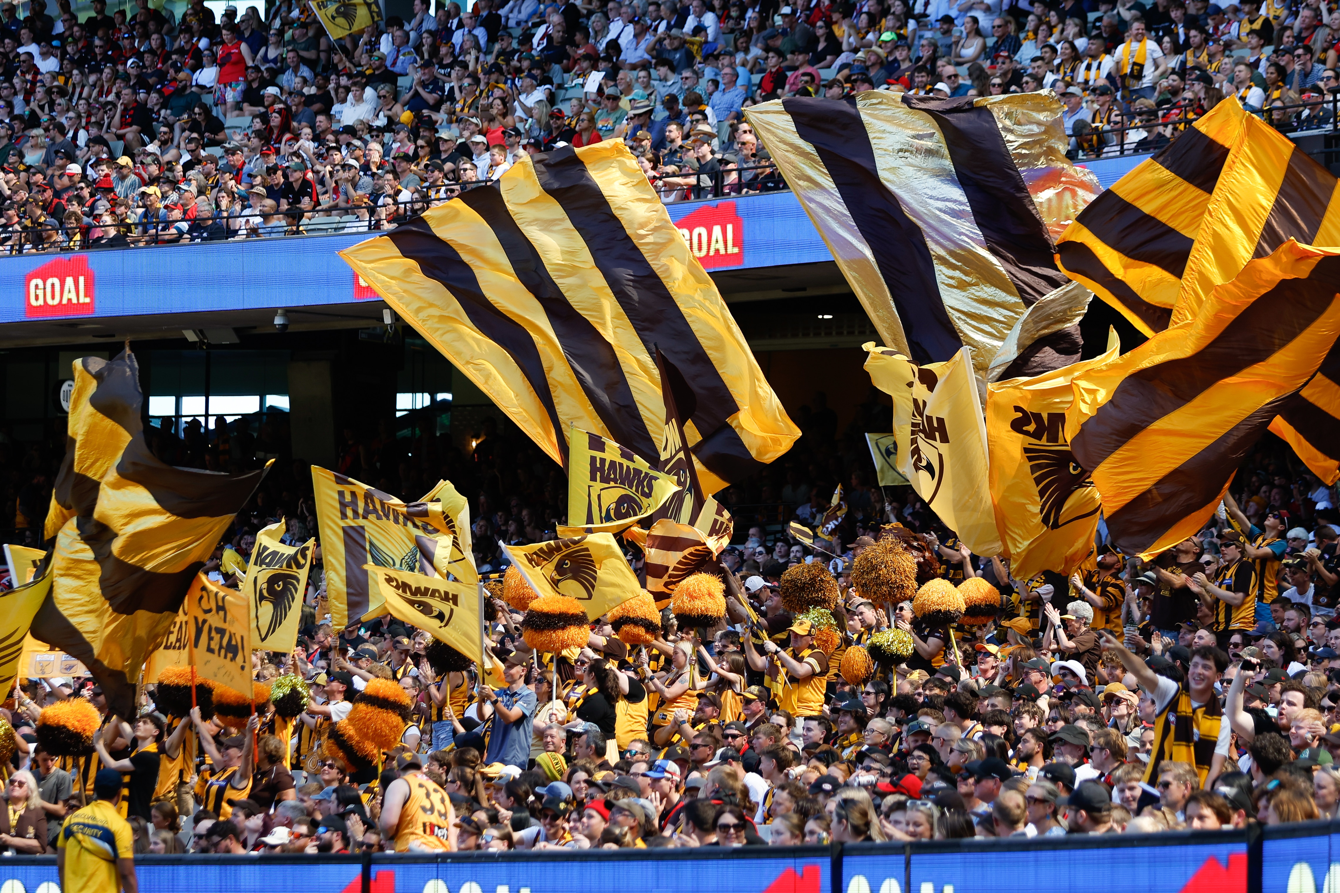 Footy Flashbacks: Hawks crowds soar high