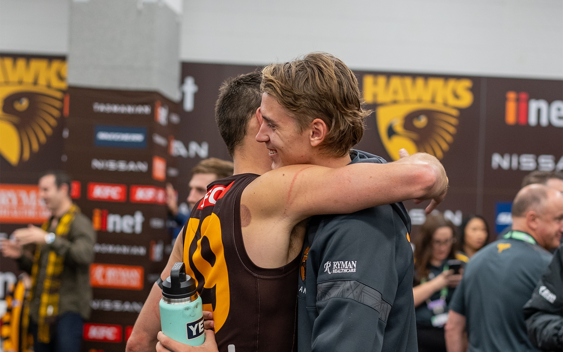 Mitchell details 'beautiful' bond between Hawks duo