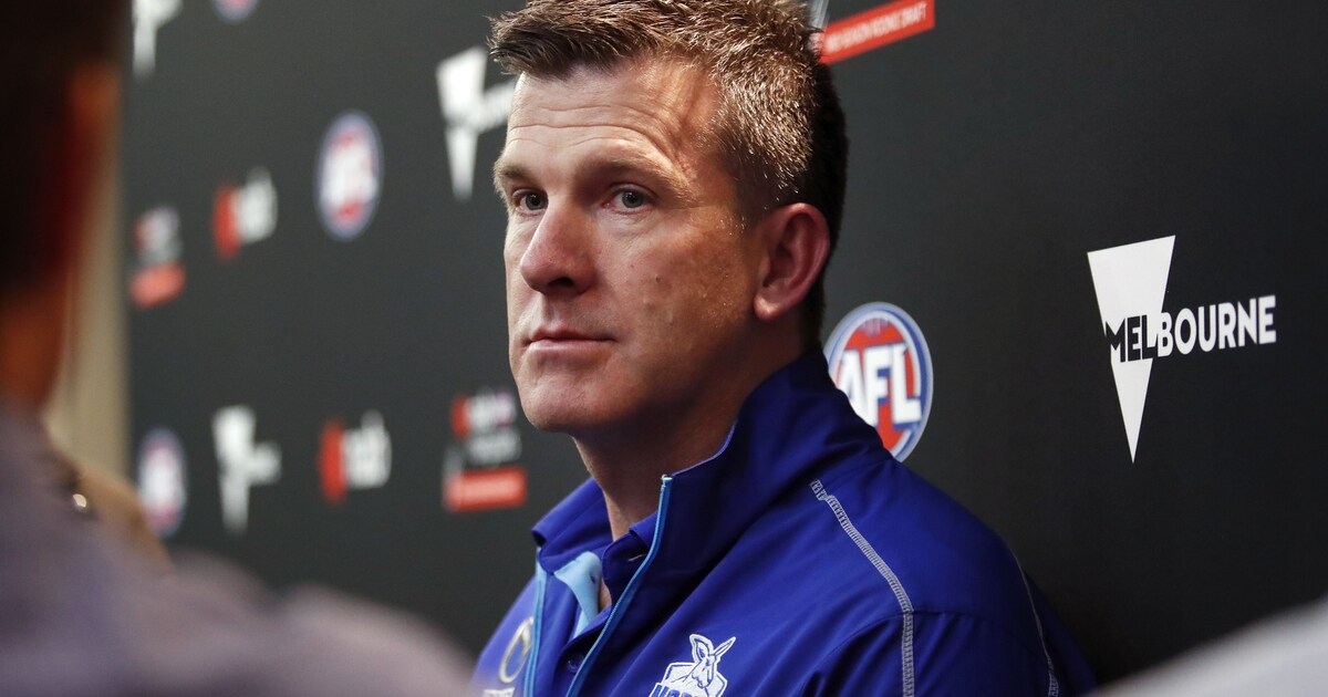 Finnigan joins the Hawks