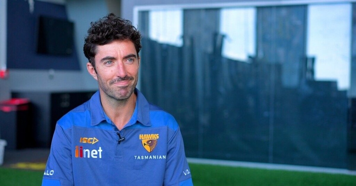 Kade Simpson joins Hawks as backline coach