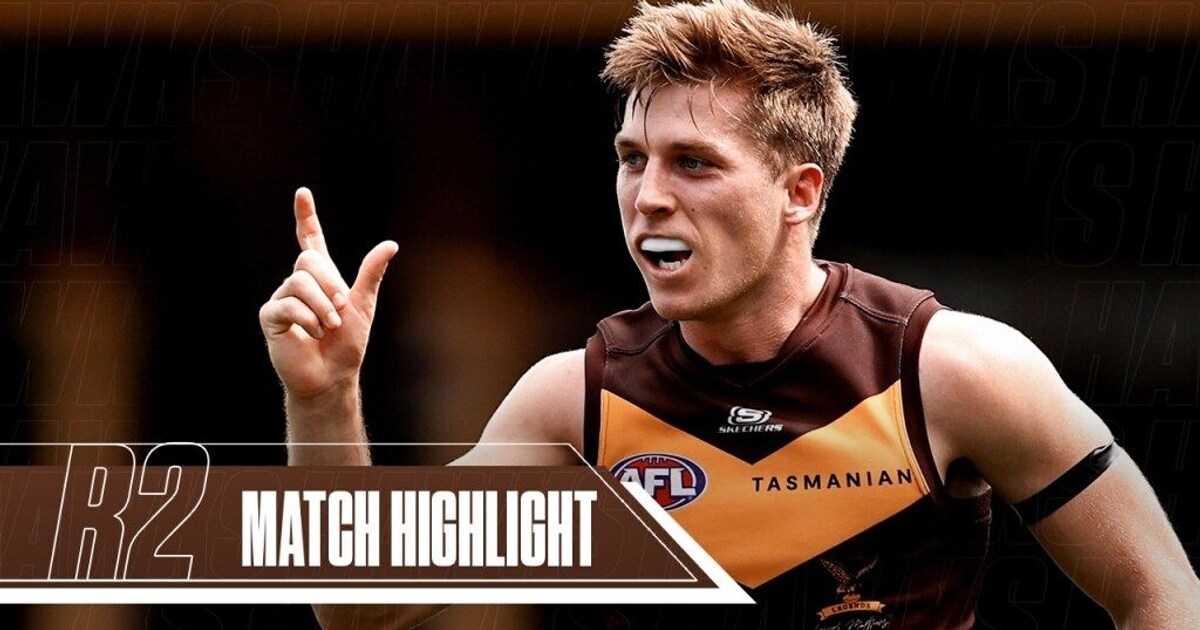 Moore's quick snap gives Hawthorn a much-needed major