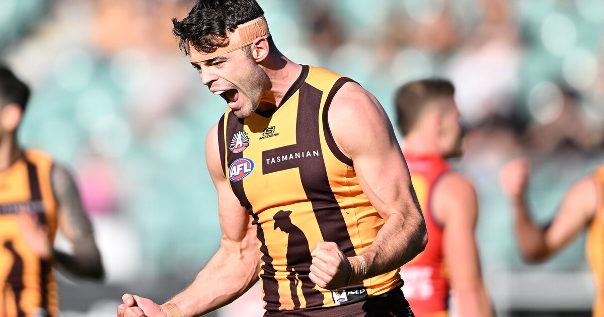 Nash leads Hawks quartet in coaches votes