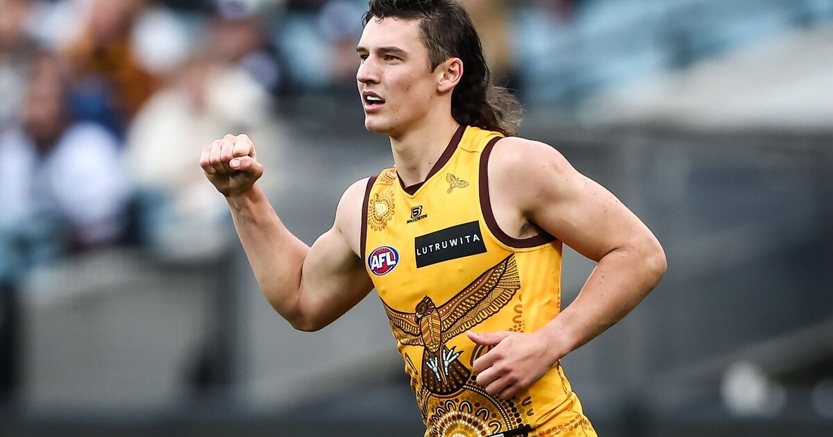 Macdonald extends ahead of milestone game