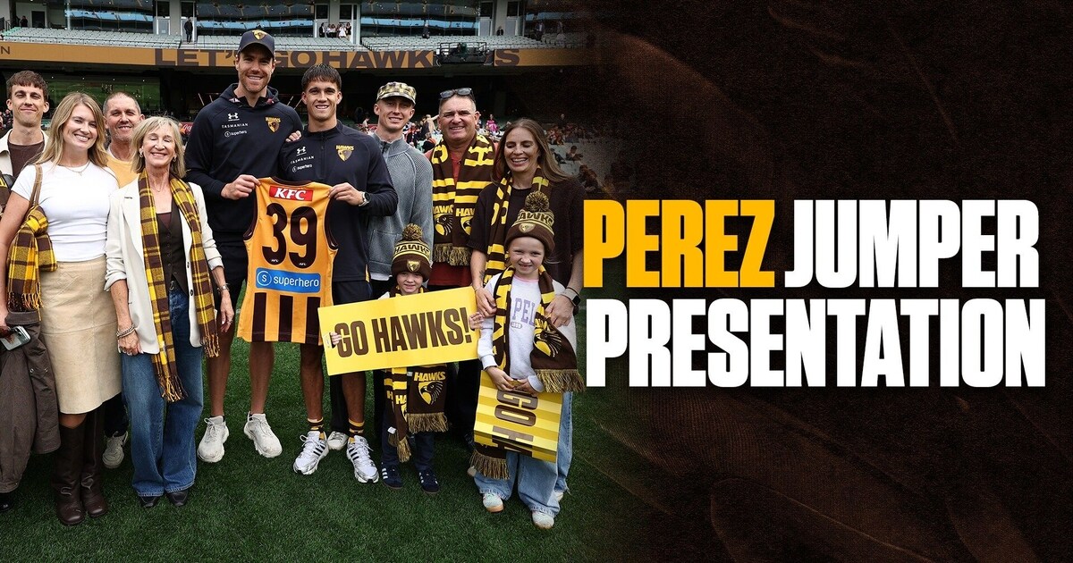 Perez receives his Guernsey from Max Bailey